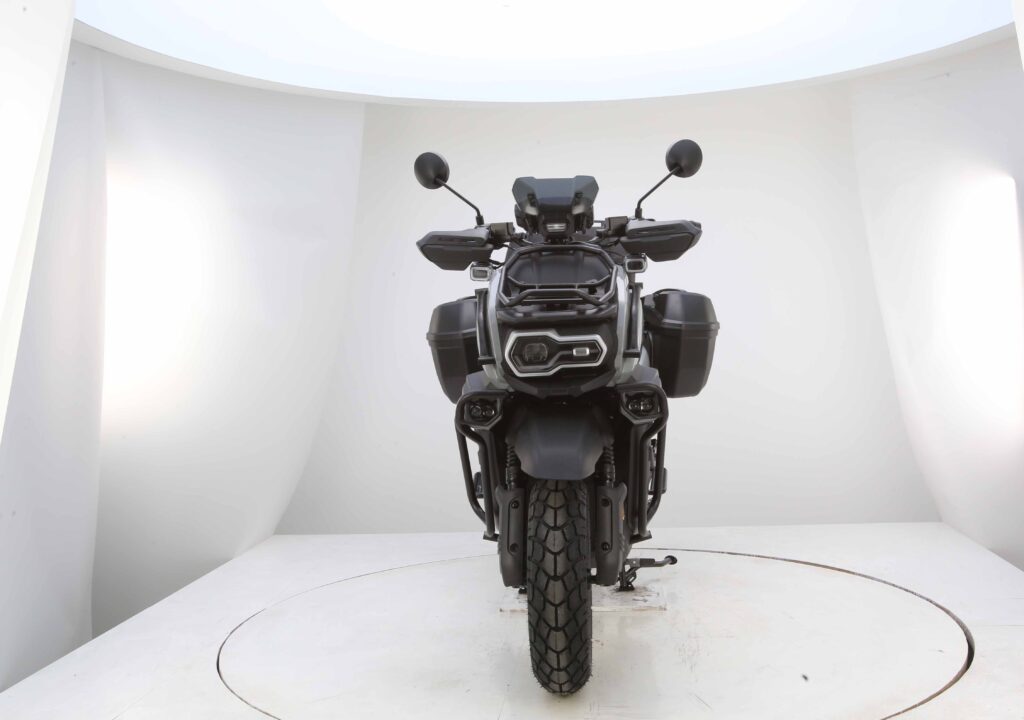 TANK 200 PRO EFI – (DELUXE) – Apolloatvs