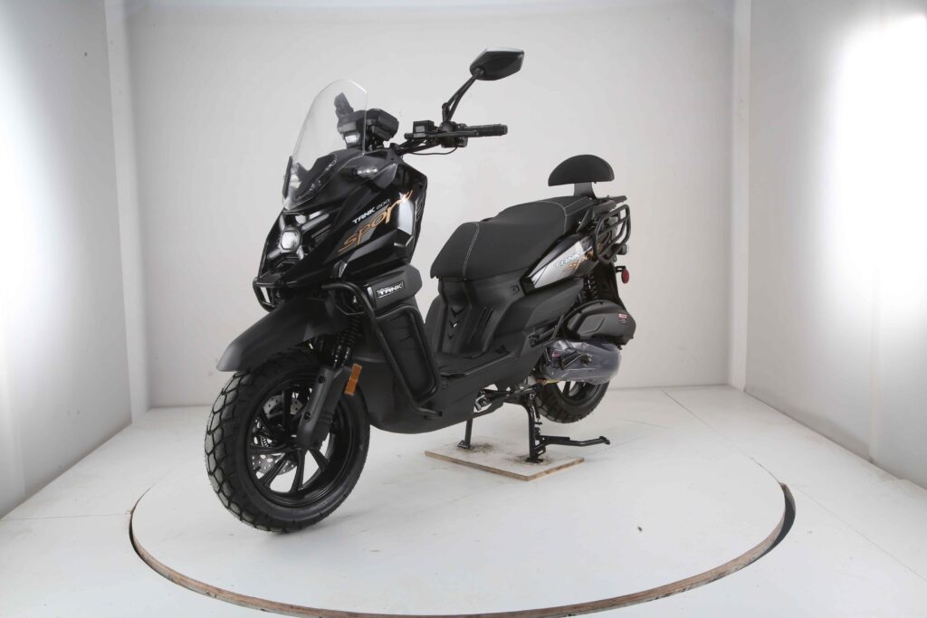 TANK SPORT 200 EFI – Apolloatvs